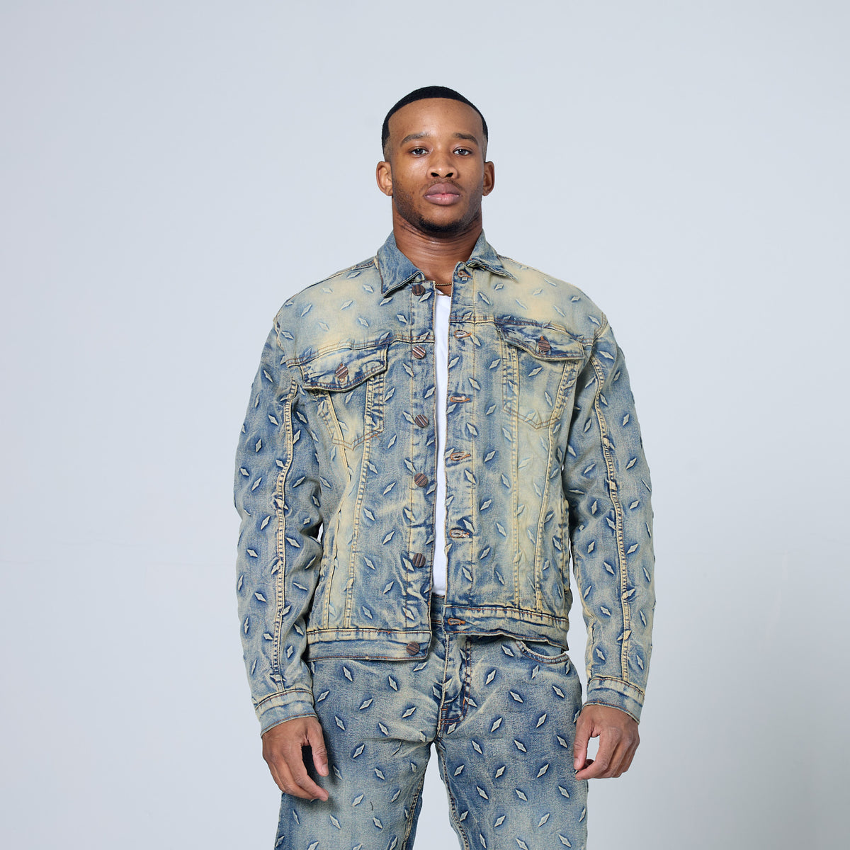 FW-16310 MEN'S DIAMOND EMBOSSED DENIM JACKET – Bluecollection.com